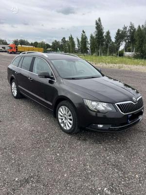 Brown Skoda SuperB 2014 in Marijampole, with an engine capacity of 3.60 L and mileage of 297 thousand km for 3301 €, photo  on AUTOMOTO.COM.LV