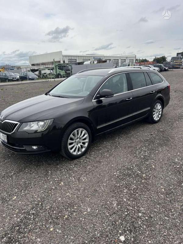 Brūns Skoda SuperB 2014 Marijampole, ar dzinēja tilpumu 3.60 L un nobraukumu 297 tūkst. km par 3301 €, foto 2 vietnē AUTOMOTO.COM.LV