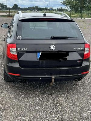 Brown Skoda SuperB 2014 in Marijampole, with an engine capacity of 3.60 L and mileage of 297 thousand km for 3301 €, photo 10 on AUTOMOTO.COM.LV