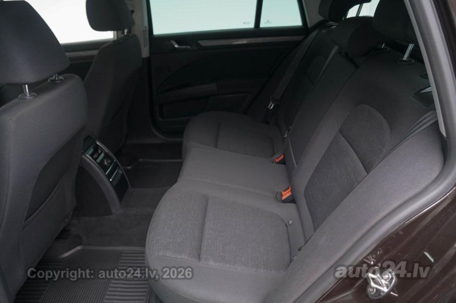 Brūns Skoda SuperB 2014 Tallina, ar dzinēja tilpumu 1.80 L un nobraukumu 124 tūkst. km par 6490 €, foto 11 vietnē AUTOMOTO.COM.LV