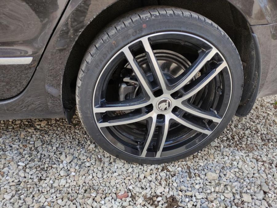 Brūns Skoda SuperB 2015 Tartu, ar dzinēja tilpumu 2.00 L un nobraukumu 217 tūkst. km par 6100 €, foto 12 vietnē AUTOMOTO.COM.LV