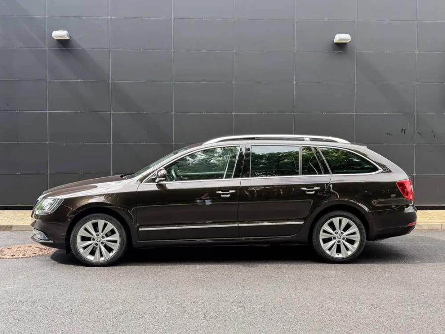Brūns Skoda SuperB 2015 Jelgava, ar dzinēja tilpumu 1.60 L un nobraukumu 154 tūkst. km par 7500 €, foto 5 vietnē AUTOMOTO.COM.LV