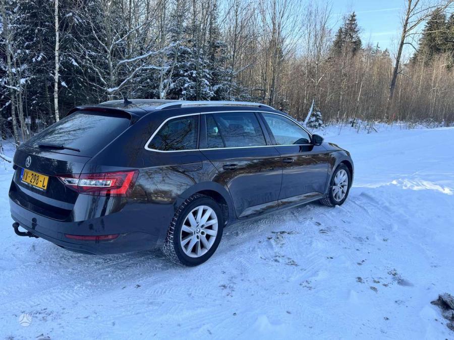 Brūns Skoda SuperB 2016 Kauņa, ar dzinēja tilpumu 1.60 L un nobraukumu 220 tūkst. km par 9800 €, foto 1 vietnē AUTOMOTO.COM.LV