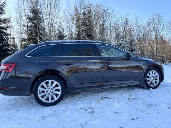 Brūns Skoda SuperB 2016 Kauņa, ar dzinēja tilpumu 1.60 L un nobraukumu 220 tūkst. km par 9800 €, foto 3 vietnē AUTOMOTO.COM.LV