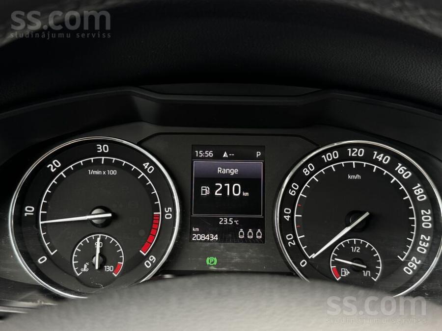 Brūns Skoda SuperB 2016 Rīga, ar dzinēja tilpumu 2.00 L un nobraukumu 208 tūkst. km par 9200 €, foto 16 vietnē AUTOMOTO.COM.LV