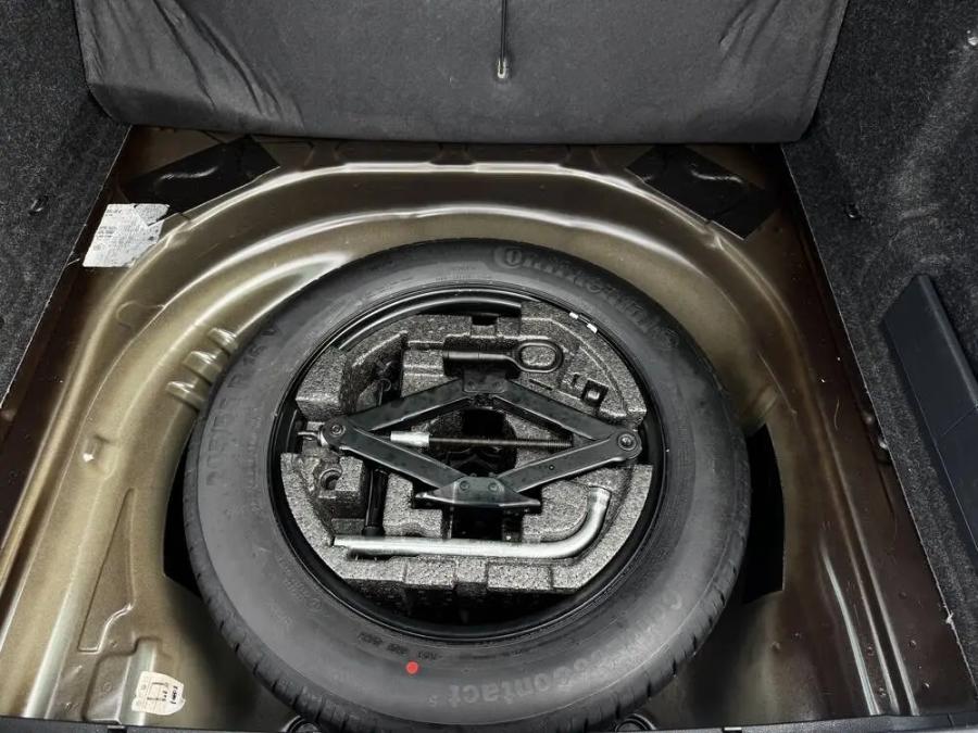 Brūns Skoda SuperB 2016 Rīga, ar dzinēja tilpumu 2.00 L un nobraukumu 208 tūkst. km par 9200 €, foto 28 vietnē AUTOMOTO.COM.LV