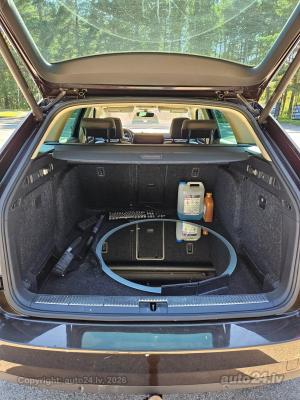 Brown Skoda SuperB 2016 in Tallinn, with an engine capacity of 2.00 L and mileage of 308 thousand km for 12900 €, photo 11 on AUTOMOTO.COM.LV