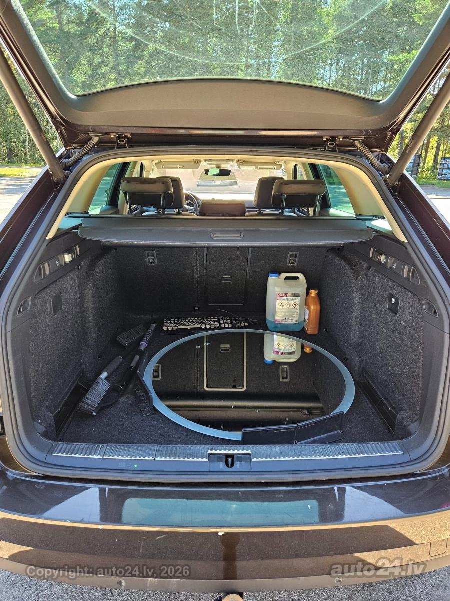 Brown Skoda SuperB 2016 in Tallinn, with an engine capacity of 2.00 L and mileage of 308 thousand km for 12900 €, photo 11 on AUTOMOTO.COM.LV
