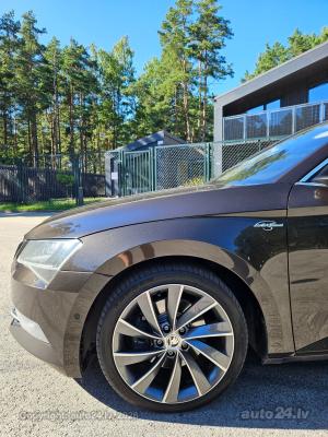 Brown Skoda SuperB 2016 in Tallinn, with an engine capacity of 2.00 L and mileage of 308 thousand km for 12900 €, photo 14 on AUTOMOTO.COM.LV
