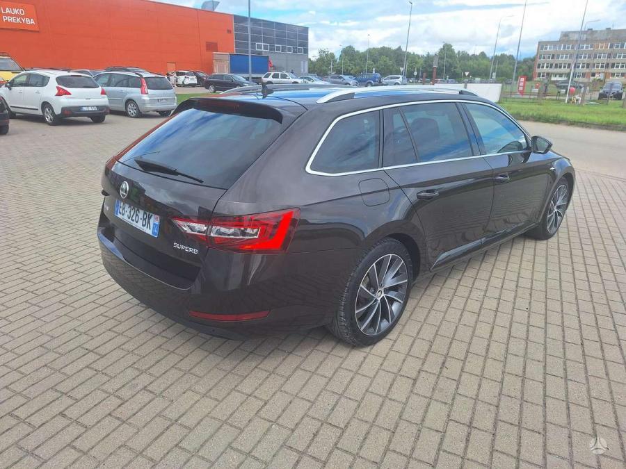 Brūns Skoda SuperB 2016 Tauragė, ar dzinēja tilpumu 1.97 L un nobraukumu 300 tūkst. km par 11000 €, foto 4 vietnē AUTOMOTO.COM.LV