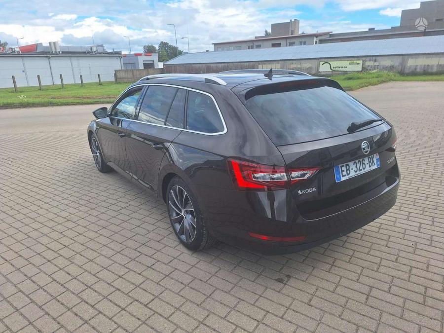Brūns Skoda SuperB 2016 Tauragė, ar dzinēja tilpumu 1.97 L un nobraukumu 300 tūkst. km par 11000 €, foto 5 vietnē AUTOMOTO.COM.LV
