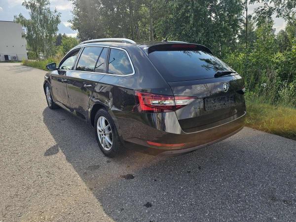 Brūns Skoda SuperB 2016 Viļņa, ar dzinēja tilpumu 1.97 L un nobraukumu 197 tūkst. km par 8700 €, foto 6 vietnē AUTOMOTO.COM.LV