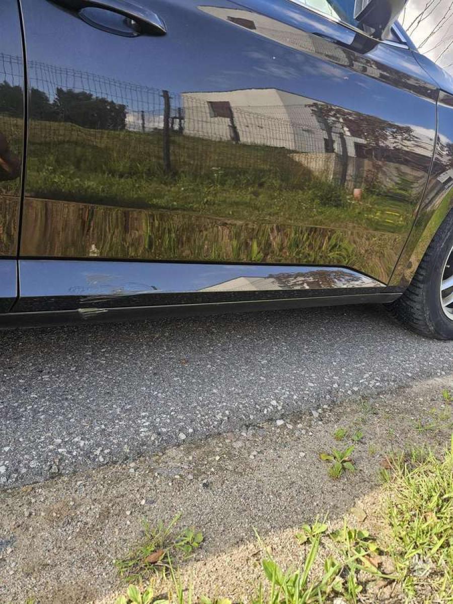 Brown Skoda SuperB 2016 in Vilnius, with an engine capacity of 1.97 L and mileage of 197 thousand km for 8700 €, photo 9 on AUTOMOTO.COM.LV