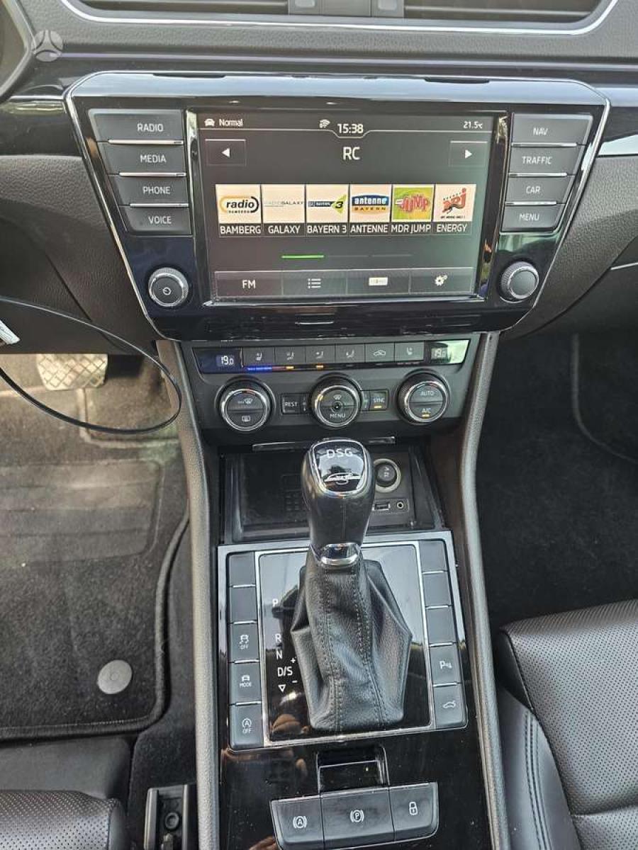 Brown Skoda SuperB 2016 in Vilnius, with an engine capacity of 1.97 L and mileage of 197 thousand km for 8700 €, photo 10 on AUTOMOTO.COM.LV