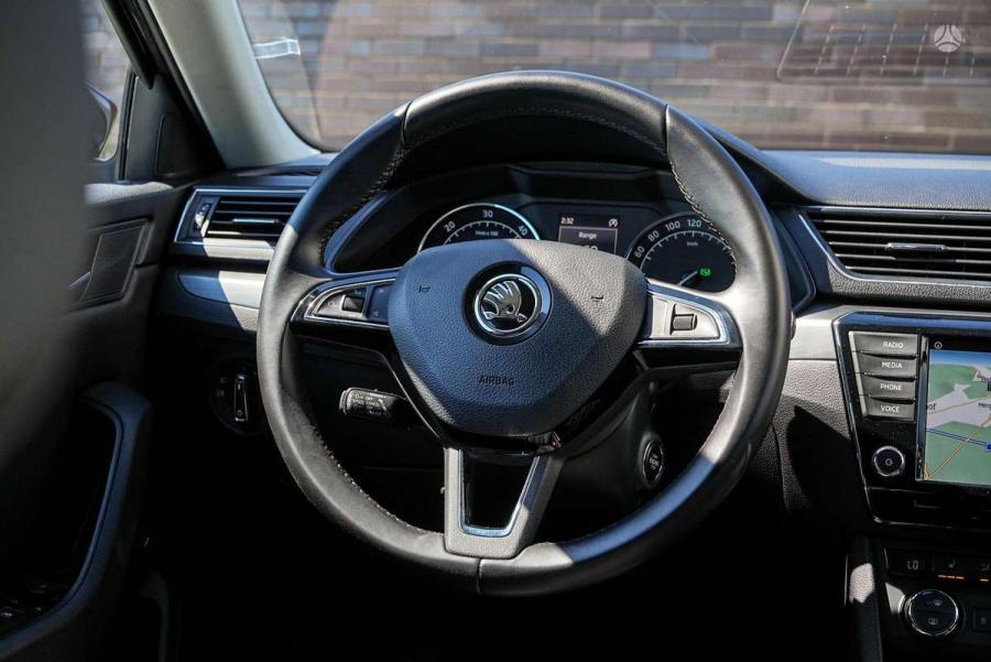 Brown Skoda SuperB 2016 in Marijampole, with an engine capacity of 1.97 L and mileage of 179 thousand km for 15950 €, photo 20 on AUTOMOTO.COM.LV