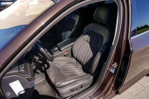 Brown Skoda SuperB 2016 in Marijampole, with an engine capacity of 1.97 L and mileage of 179 thousand km for 15950 €, photo 32 on AUTOMOTO.COM.LV