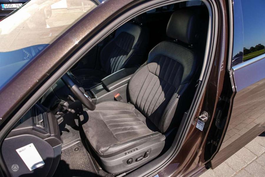 Brown Skoda SuperB 2016 in Marijampole, with an engine capacity of 1.97 L and mileage of 179 thousand km for 15950 €, photo 32 on AUTOMOTO.COM.LV