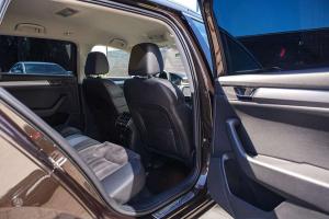 Brown Skoda SuperB 2016 in Marijampole, with an engine capacity of 1.97 L and mileage of 179 thousand km for 15950 €, photo 40 on AUTOMOTO.COM.LV
