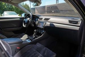 Brown Skoda SuperB 2016 in Marijampole, with an engine capacity of 1.97 L and mileage of 179 thousand km for 15950 €, photo 43 on AUTOMOTO.COM.LV