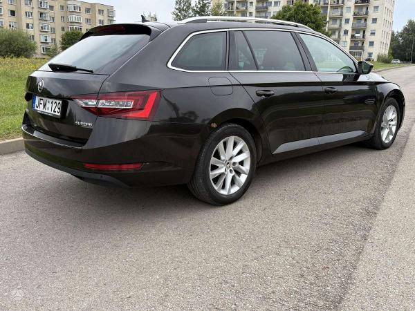 Brūns Skoda SuperB 2016 Viļņa, ar dzinēja tilpumu 1.97 L un nobraukumu 249 tūkst. km par 9800 €, foto 2 vietnē AUTOMOTO.COM.LV