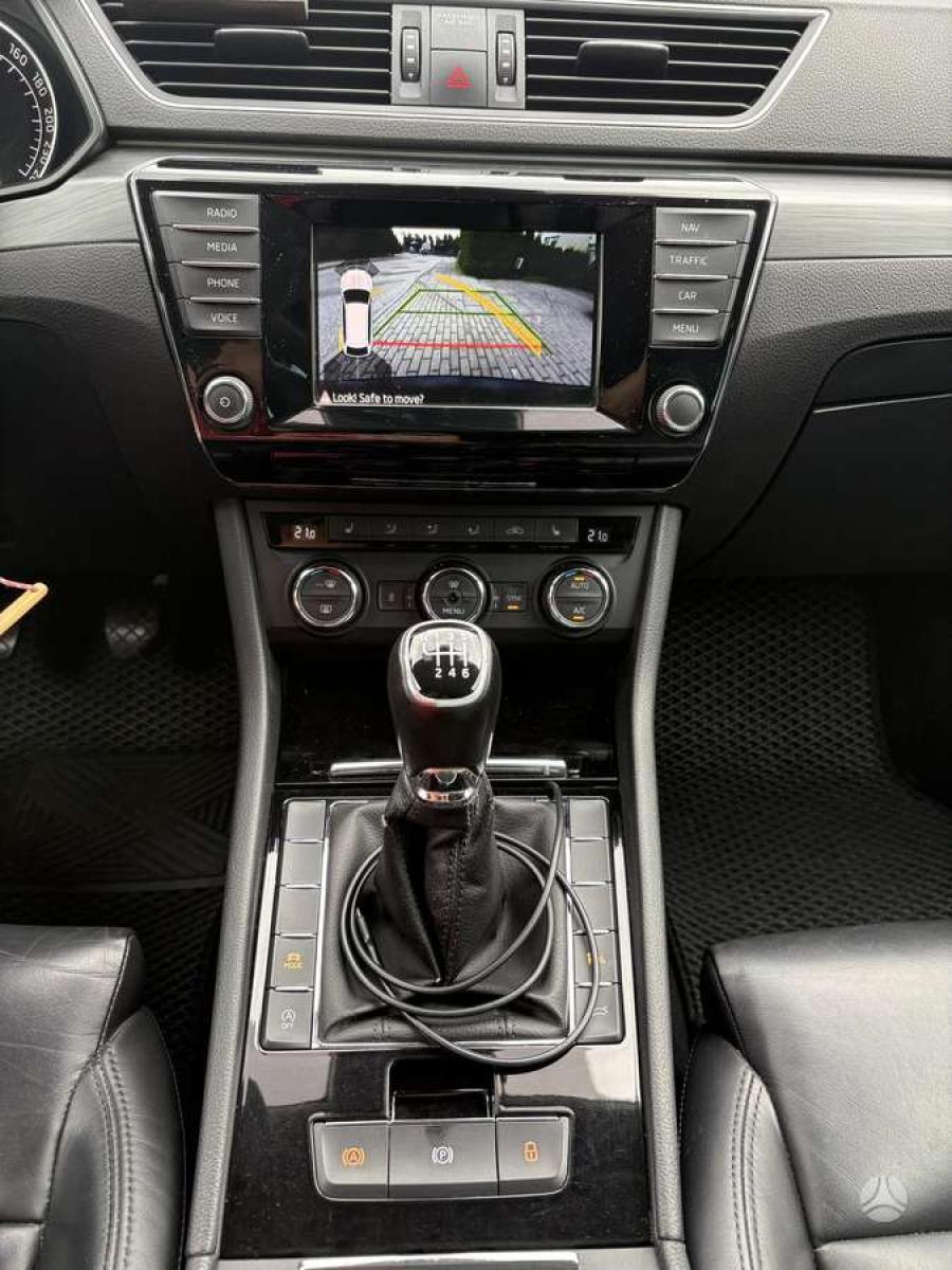 Brown Skoda SuperB 2016 in Vilnius, with an engine capacity of 1.97 L and mileage of 249 thousand km for 9800 €, photo 6 on AUTOMOTO.COM.LV
