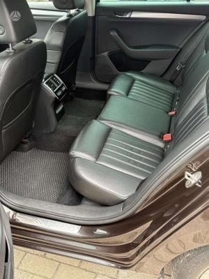 Brown Skoda SuperB 2016 in Vilnius, with an engine capacity of 1.97 L and mileage of 249 thousand km for 9800 €, photo 9 on AUTOMOTO.COM.LV
