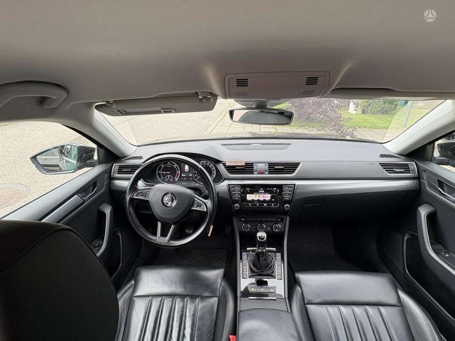 Brown Skoda SuperB 2016 in Vilnius, with an engine capacity of 1.97 L and mileage of 249 thousand km for 9800 €, photo 11 on AUTOMOTO.COM.LV