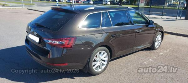 Brūns Skoda SuperB 2017 Tallina, ar dzinēja tilpumu 1.80 L un nobraukumu 126 tūkst. km par 12499 €, foto 5 vietnē AUTOMOTO.COM.LV