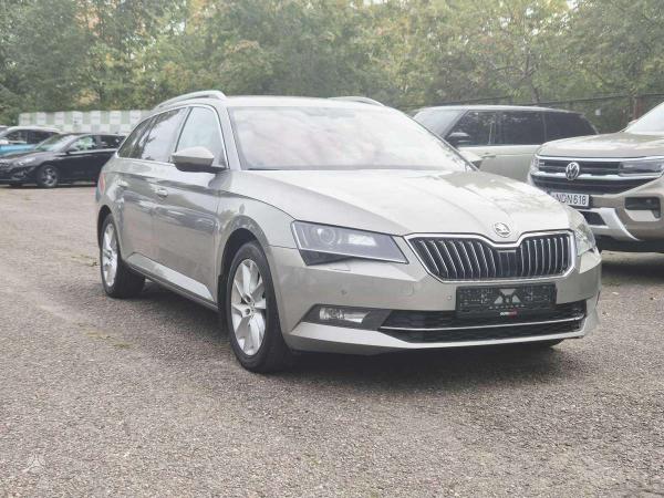 Brown Skoda SuperB 2017 in Vilnius, with an engine capacity of 1.40 L and mileage of 327 thousand km for 10900 €, photo 3 on AUTOMOTO.COM.LV
