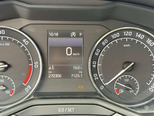 Brūns Skoda SuperB 2017 Kauņa, ar dzinēja tilpumu 1.60 L un nobraukumu 270 tūkst. km par 11900 €, foto 10 vietnē AUTOMOTO.COM.LV