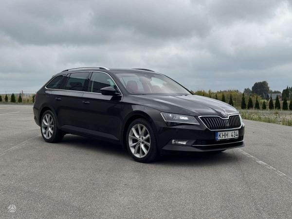 Brown Skoda SuperB 2018 in Vilnius, with an engine capacity of 1.97 L and mileage of 176 thousand km for 13800 €, photo 1 on AUTOMOTO.COM.LV