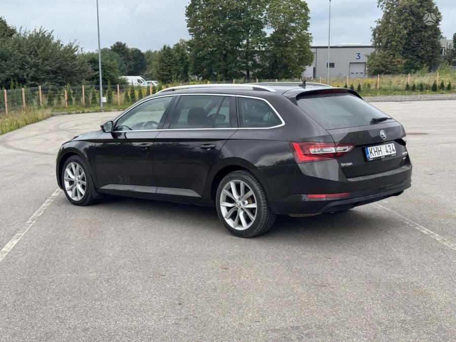 Brūns Skoda SuperB 2018 Viļņa, ar dzinēja tilpumu 1.97 L un nobraukumu 176 tūkst. km par 13800 €, foto 5 vietnē AUTOMOTO.COM.LV