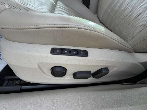 Brown Skoda SuperB 2018 in Vievis, with an engine capacity of 1.80 L and mileage of 151 thousand km for 14500 €, photo 8 on AUTOMOTO.COM.LV