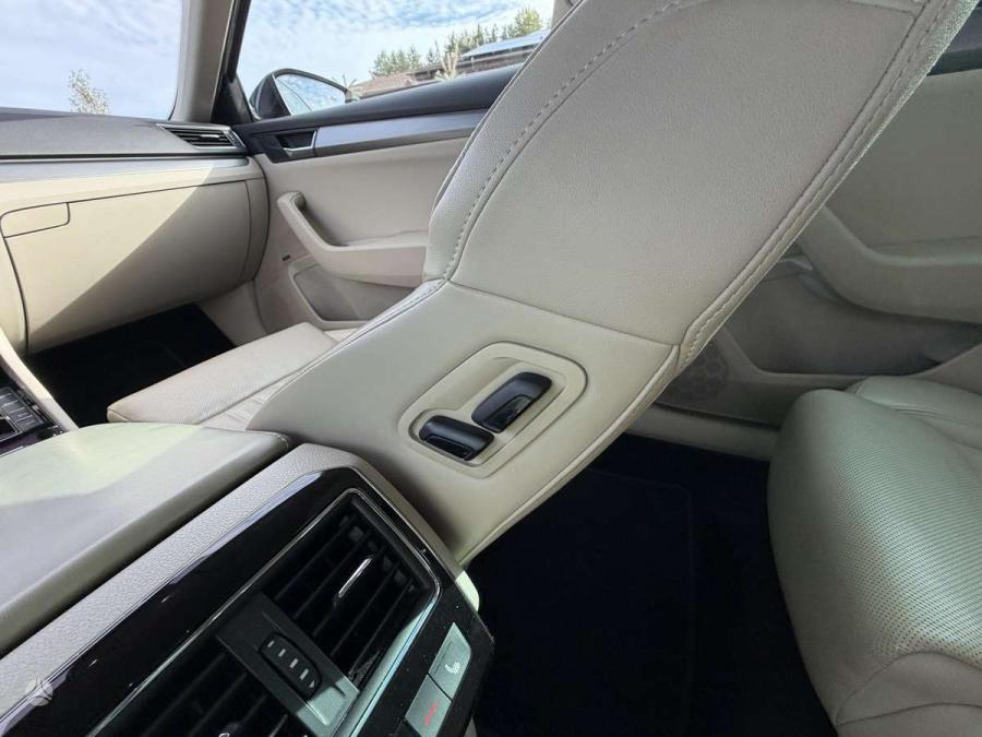 Brūns Skoda SuperB 2018 Vievis, ar dzinēja tilpumu 1.80 L un nobraukumu 151 tūkst. km par 14500 €, foto 16 vietnē AUTOMOTO.COM.LV