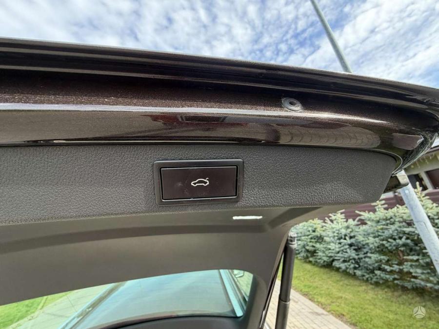 Brūns Skoda SuperB 2018 Vievis, ar dzinēja tilpumu 1.80 L un nobraukumu 151 tūkst. km par 14500 €, foto 19 vietnē AUTOMOTO.COM.LV