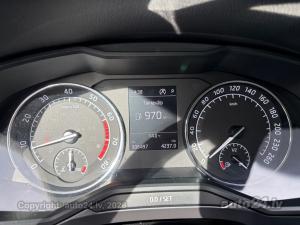 Brown Skoda SuperB 2018 in Tallinn, with an engine capacity of 1.40 L and mileage of 307 thousand km for 7440 €, photo 9 on AUTOMOTO.COM.LV