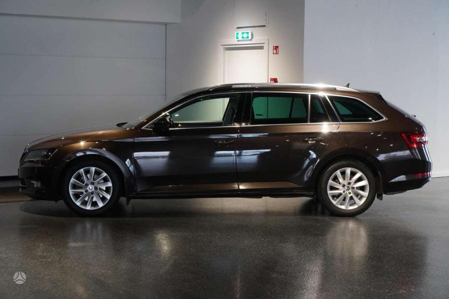Brūns Skoda SuperB 2019 Viļņa, ar dzinēja tilpumu 1.97 L un nobraukumu 192 tūkst. km par 17900 €, foto 2 vietnē AUTOMOTO.COM.LV