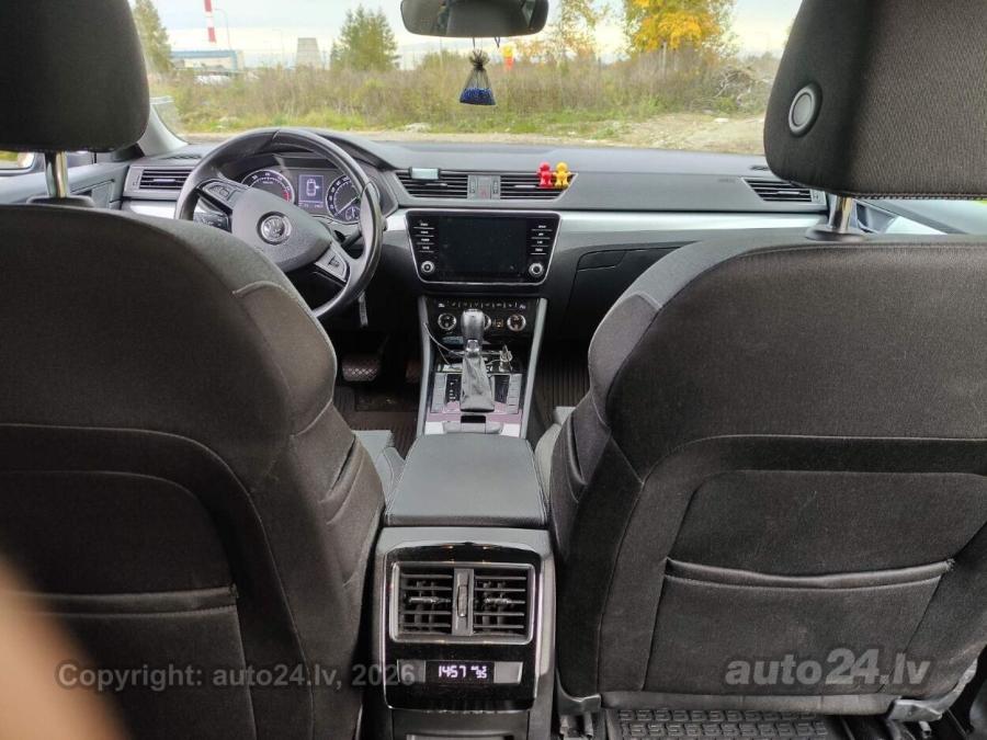 Brūns Skoda SuperB 2019 Tallina, ar dzinēja tilpumu 1.50 L un nobraukumu 249 tūkst. km par 11999 €, foto 5 vietnē AUTOMOTO.COM.LV
