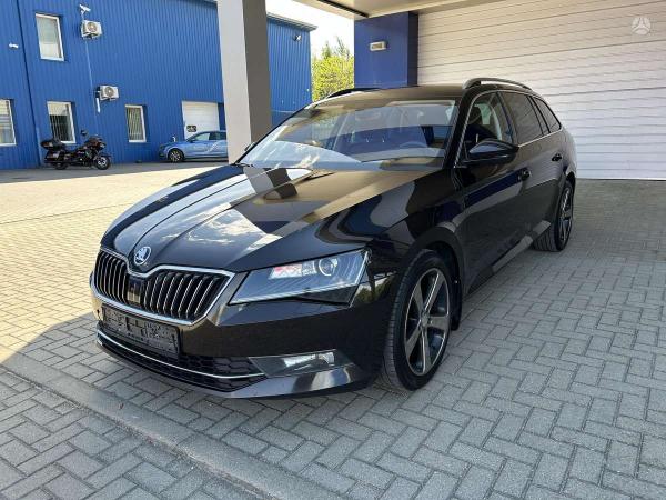 Brown Skoda SuperB 2019 in Kaunas, with an engine capacity of 1.97 L and mileage of 202 thousand km for 11550 €, photo 4 on AUTOMOTO.COM.LV