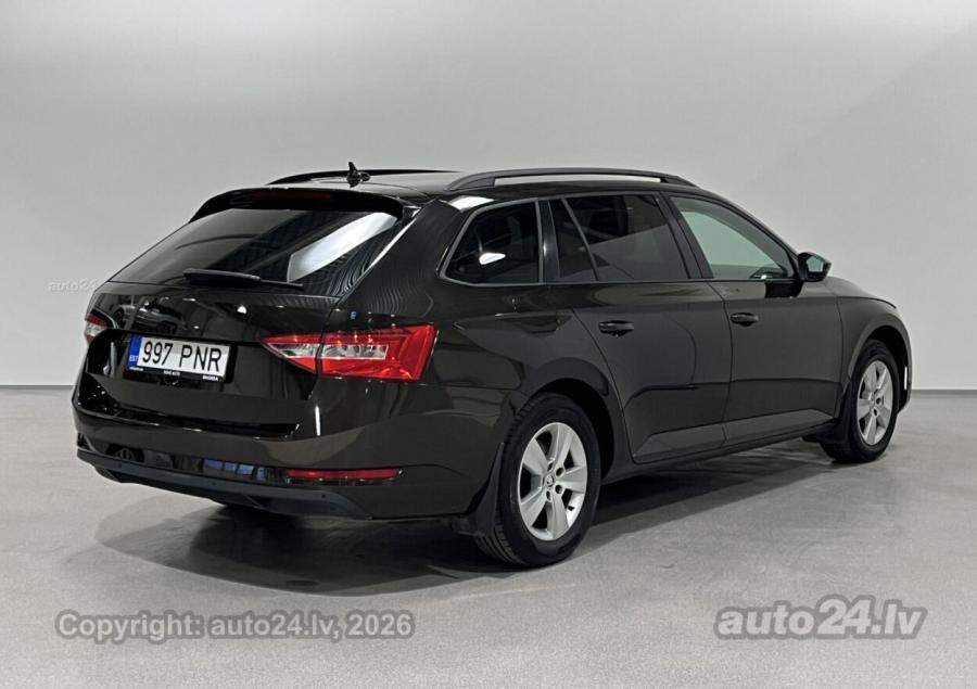 Brūns Skoda SuperB 2020 Tallina, ar dzinēja tilpumu 2.00 L un nobraukumu 244 tūkst. km par 12900 €, foto 3 vietnē AUTOMOTO.COM.LV