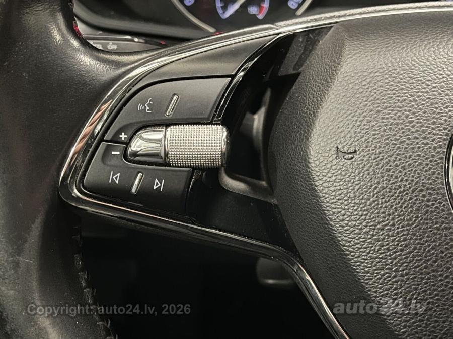 Brūns Skoda SuperB 2020 Tallina, ar dzinēja tilpumu 2.00 L un nobraukumu 244 tūkst. km par 12900 €, foto 14 vietnē AUTOMOTO.COM.LV