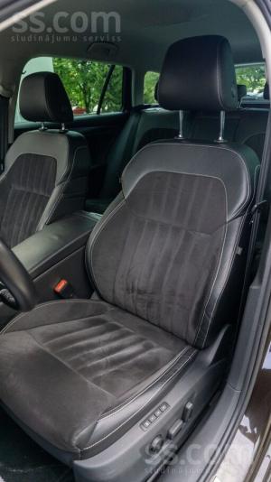Brown Skoda SuperB 2021 in Riga, with an engine capacity of 2.00 L and mileage of 108 thousand km for 19990 €, photo 32 on AUTOMOTO.COM.LV