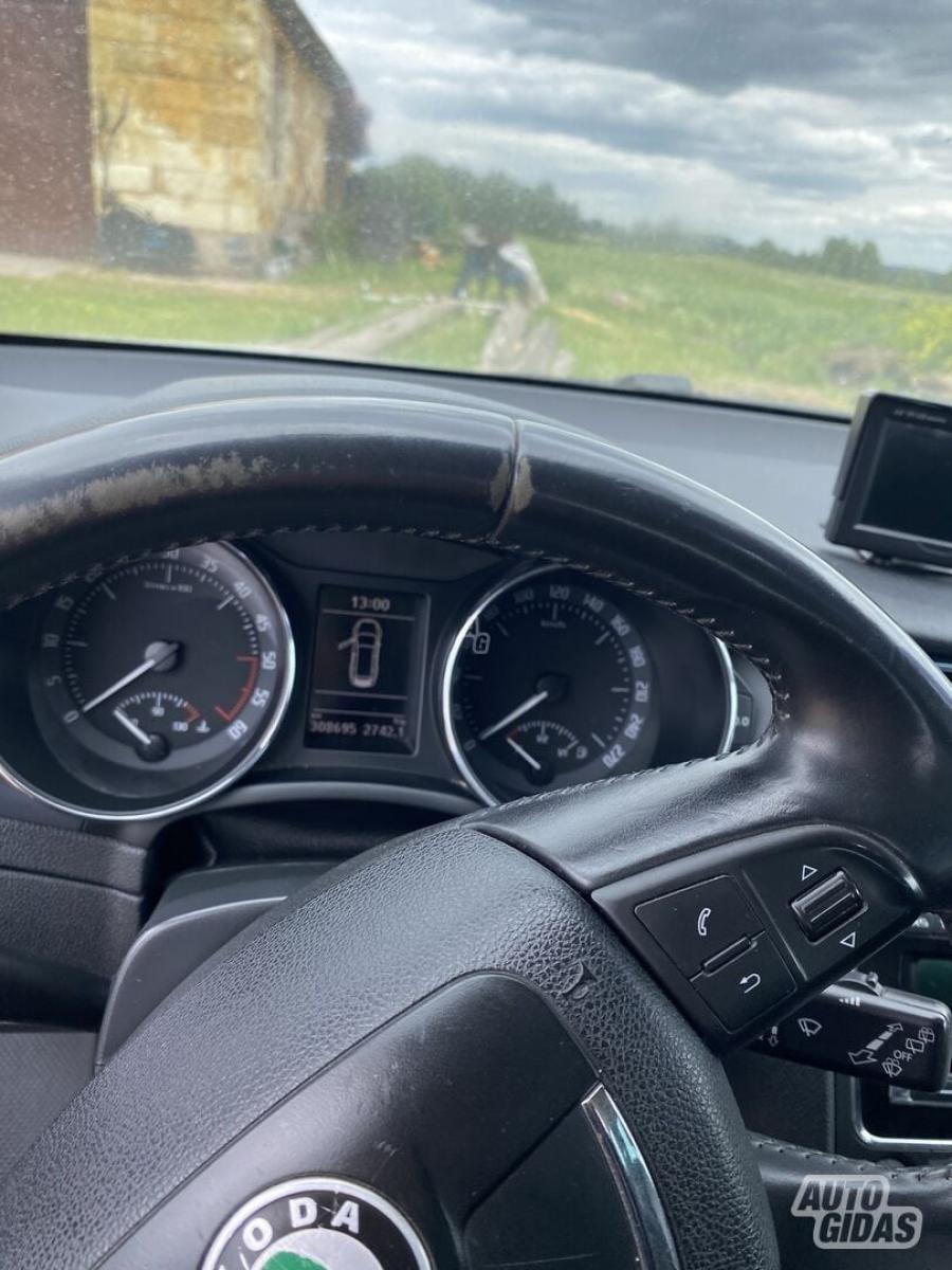 Skoda SuperB 2013 Utena, ar dzinēja tilpumu 1.90 L un nobraukumu 309 tūkst. km par 4500 €, foto 8 vietnē AUTOMOTO.COM.LV