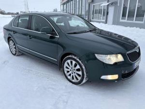 Green Skoda SuperB 2009 in Vilnius, with an engine capacity of 1.97 L and mileage of 524 thousand km for 2350 €, photo 6 on AUTOMOTO.COM.LV