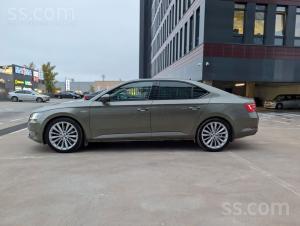 Green Skoda SuperB 2016 in Riga, with an engine capacity of 2.00 L and mileage of 119 thousand km for 15900 €, photo 3 on AUTOMOTO.COM.LV
