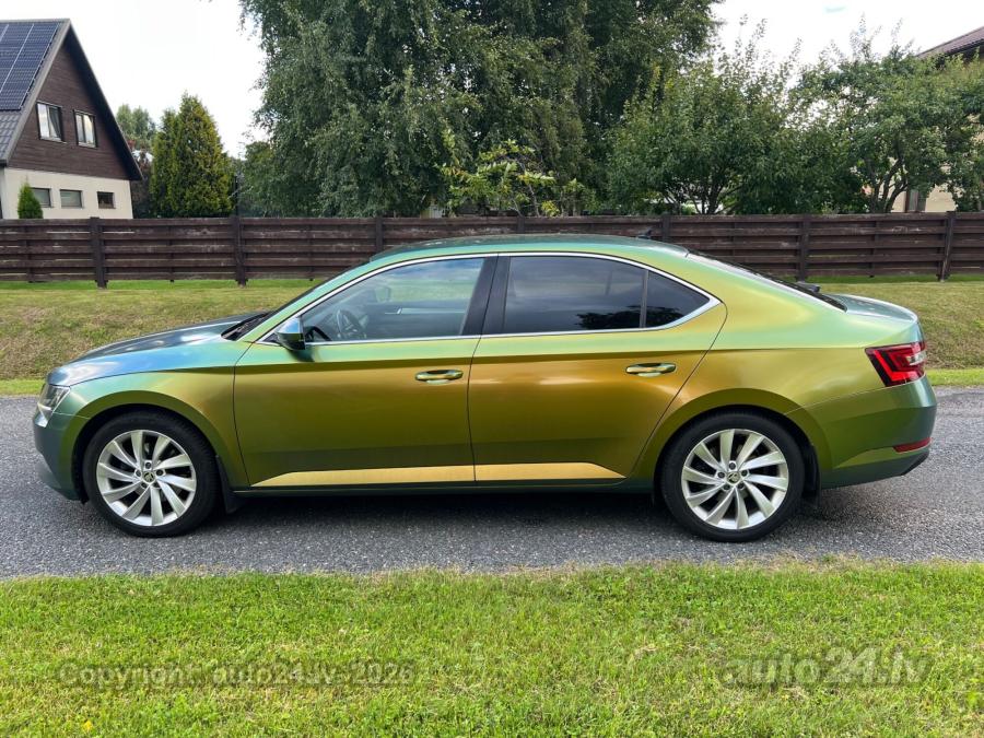 Green Skoda SuperB 2018 in Parnu, with an engine capacity of 1.40 L and mileage of 146 thousand km for 16500 €, photo 4 on AUTOMOTO.COM.LV
