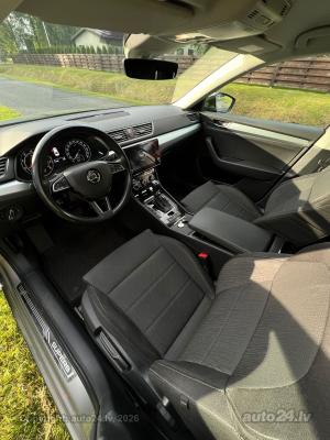 Green Skoda SuperB 2018 in Parnu, with an engine capacity of 1.40 L and mileage of 146 thousand km for 16500 €, photo 12 on AUTOMOTO.COM.LV