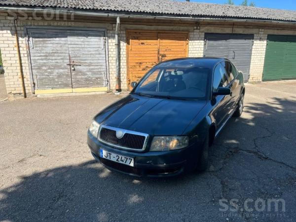 Green Skoda SuperB 2003 in Riga, with an engine capacity of 2.50 L and mileage of 400 thousand km for 600 €, photo 2 on AUTOMOTO.COM.LV