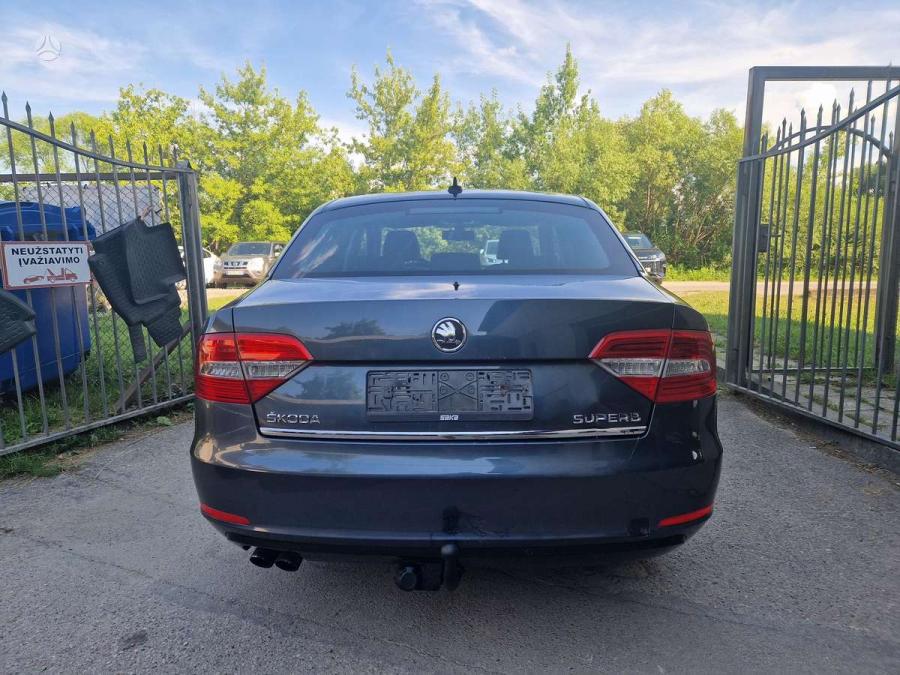 Zaļš Skoda SuperB 2013 Panevēža, ar dzinēja tilpumu 2.00 L un nobraukumu 340 tūkst. km par 4990 €, foto 11 vietnē AUTOMOTO.COM.LV