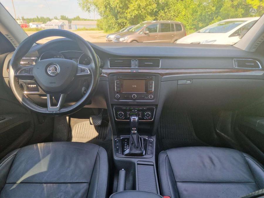 Zaļš Skoda SuperB 2013 Panevēža, ar dzinēja tilpumu 2.00 L un nobraukumu 340 tūkst. km par 4990 €, foto 19 vietnē AUTOMOTO.COM.LV